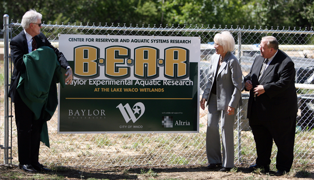 Baylor and Waco Open New Research Facility - Photo Feature | Media and ...